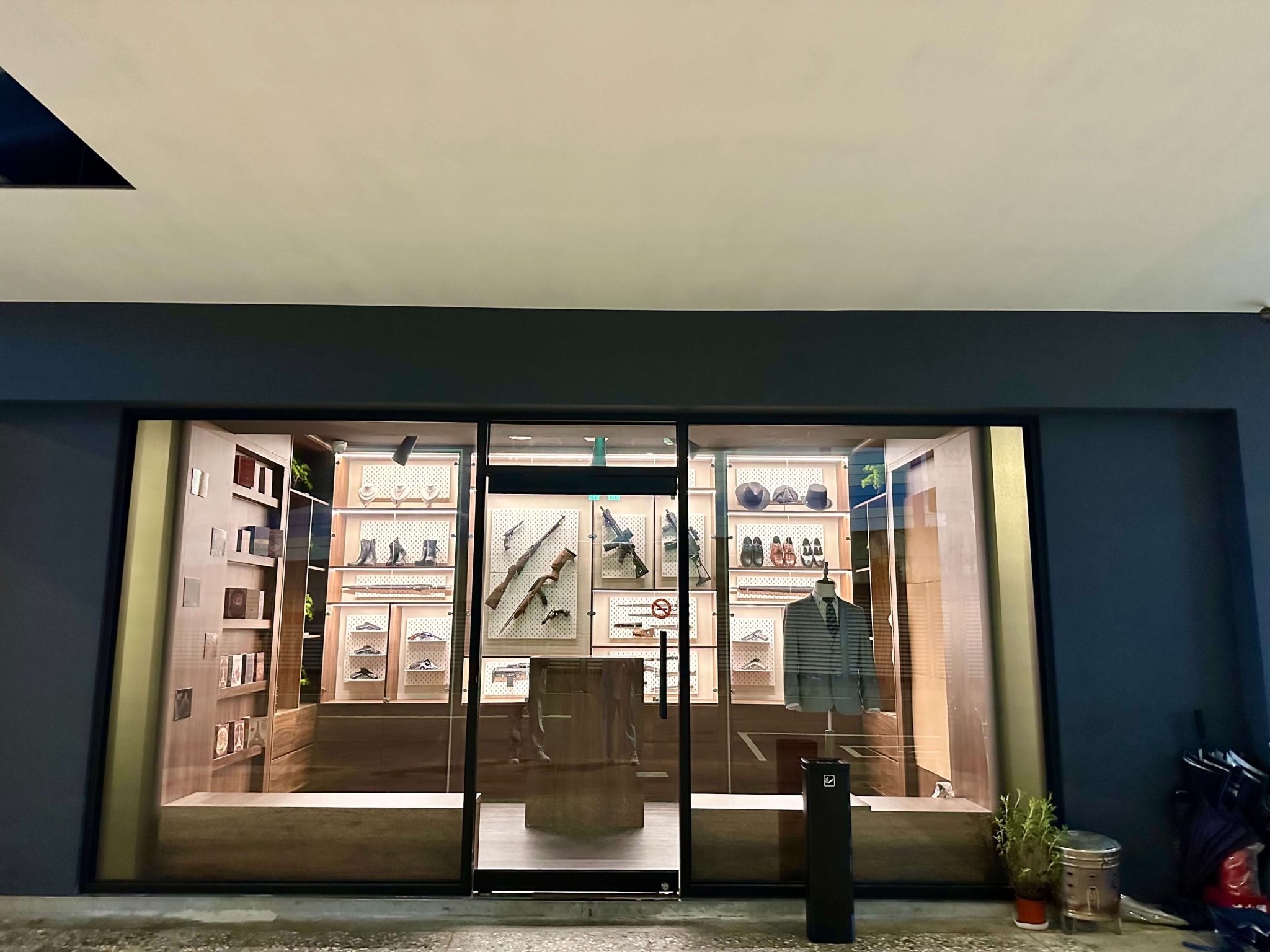 台北全預約制的餐酒館「皇城司The SPY Bar & Bistro」古色古香很有氛圍！