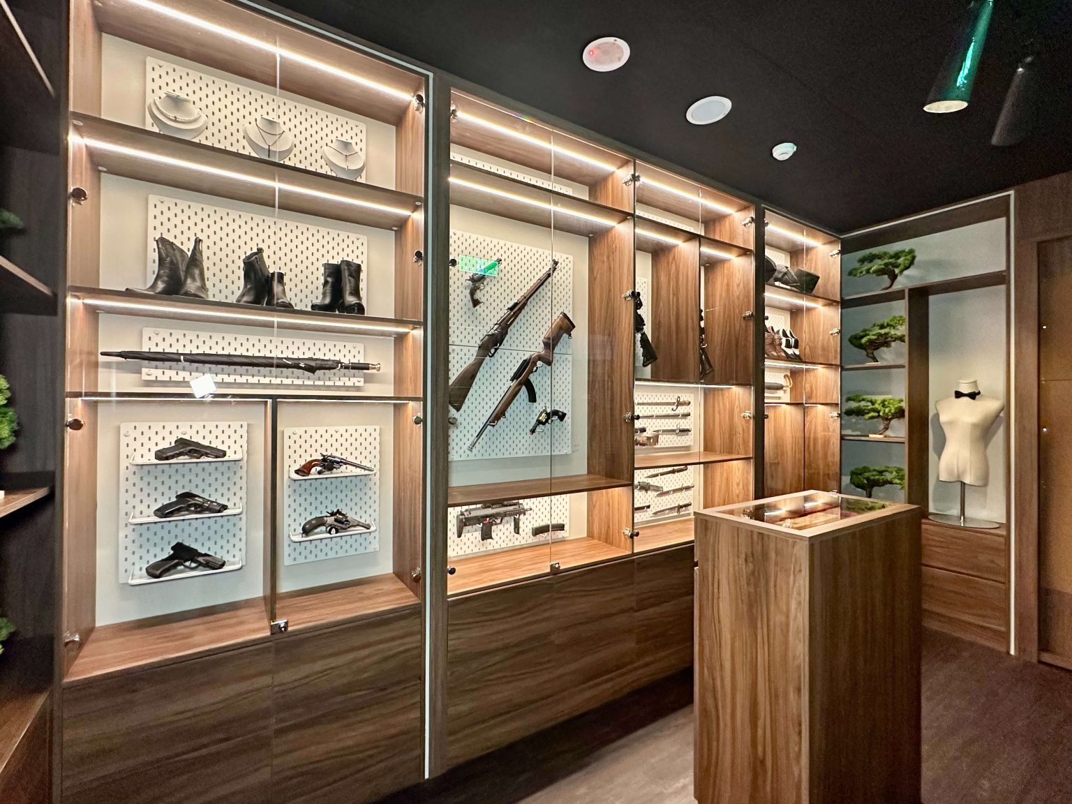 台北全預約制的餐酒館「皇城司The SPY Bar & Bistro」古色古香很有氛圍！